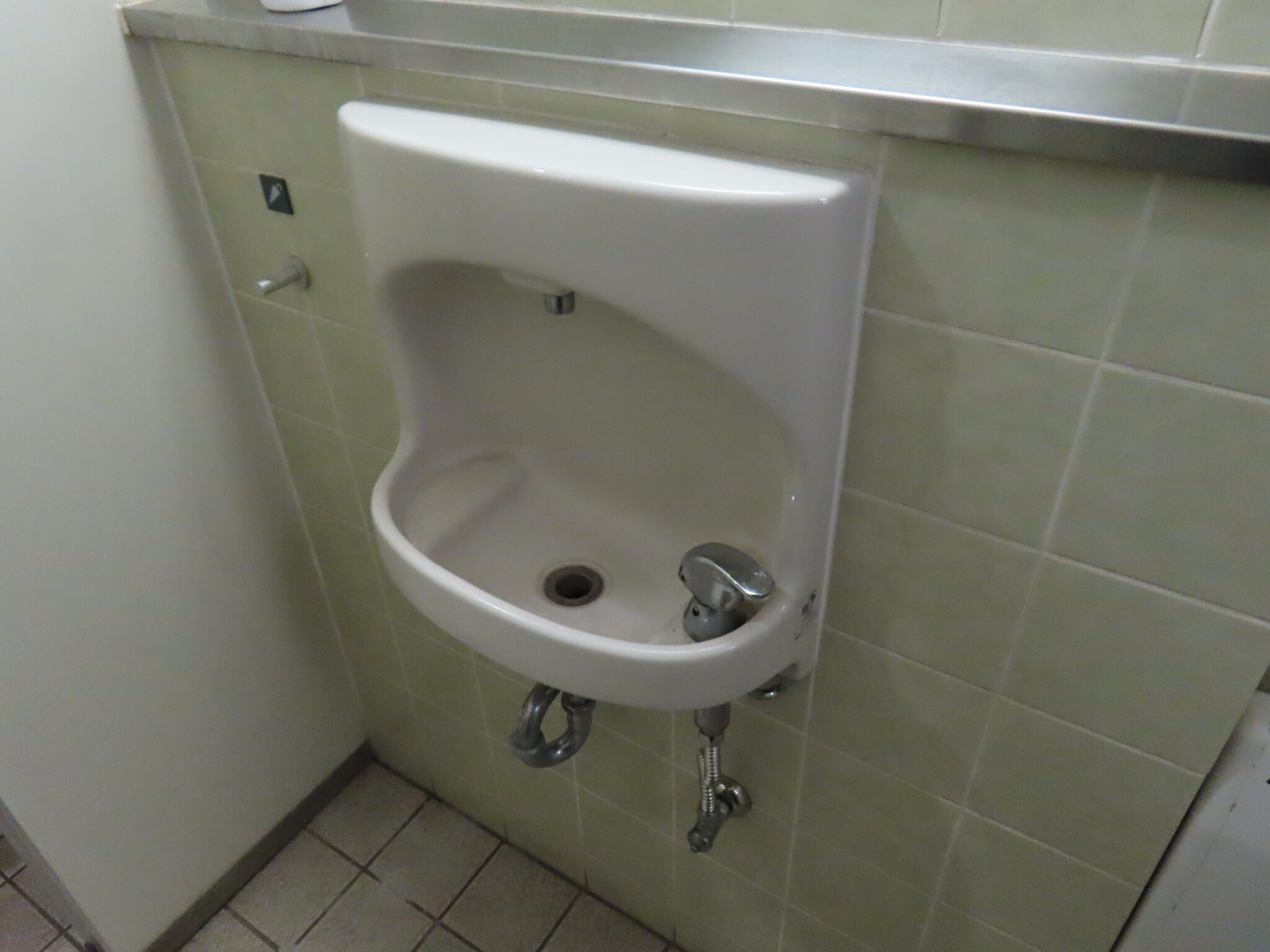 【JR東日本、IGRいわて銀河鉄道】二戸駅 トイレ - 御手洗い倶楽部